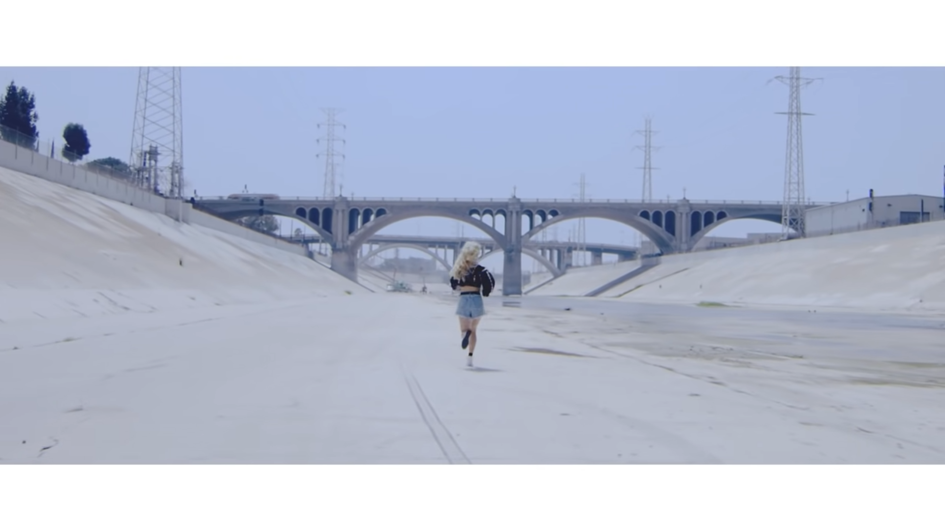 Los Angeles Filming Locations of LOONA/ODD EYE CIRCLE's "Girl Front"