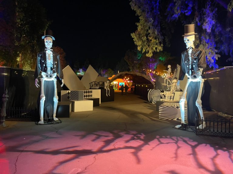 Haunt O'Ween Halloween Walk-Through Experience & Pumpkin Patch